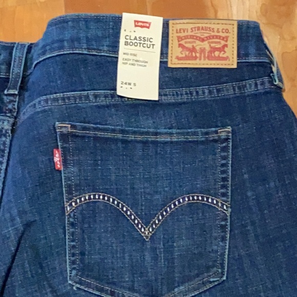 Levi's | Jeans | New Classic Bootcut Levis 24w Jeans Denim | Poshmark